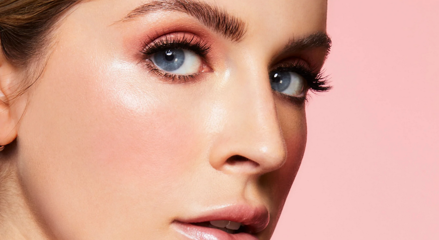 How To Perfect The Glossy Makeup Look – www.catricecosmetics.com